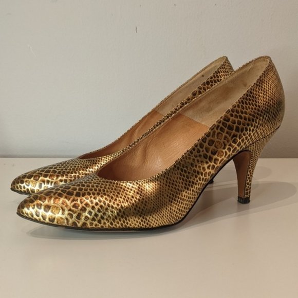 Bally | Shoes | Vintage Bally Gold Magique Pump | Poshmark